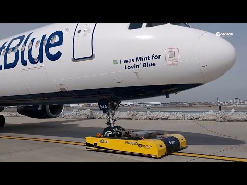Eco-friendly electric tugs - Mototok Spacer 8600 - YouTube