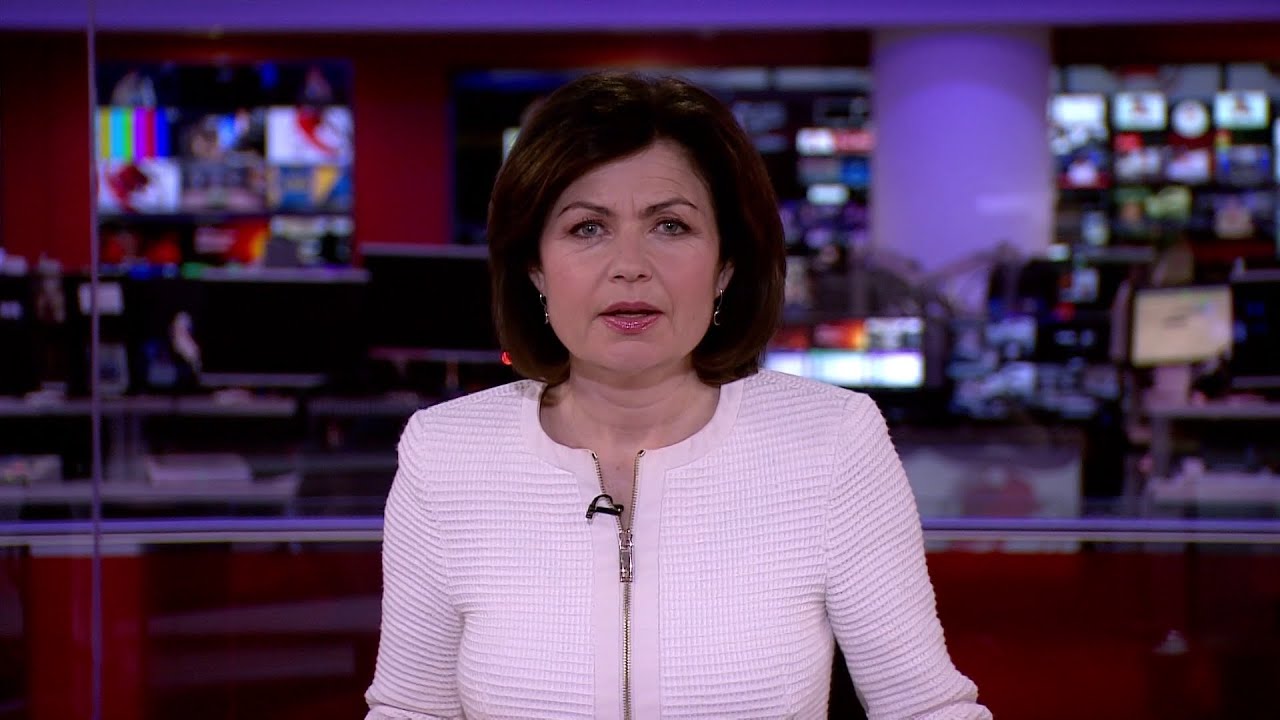 BBC News at Ten (Headlines + Intro - 10/3/22) [1080p50] - YouTube