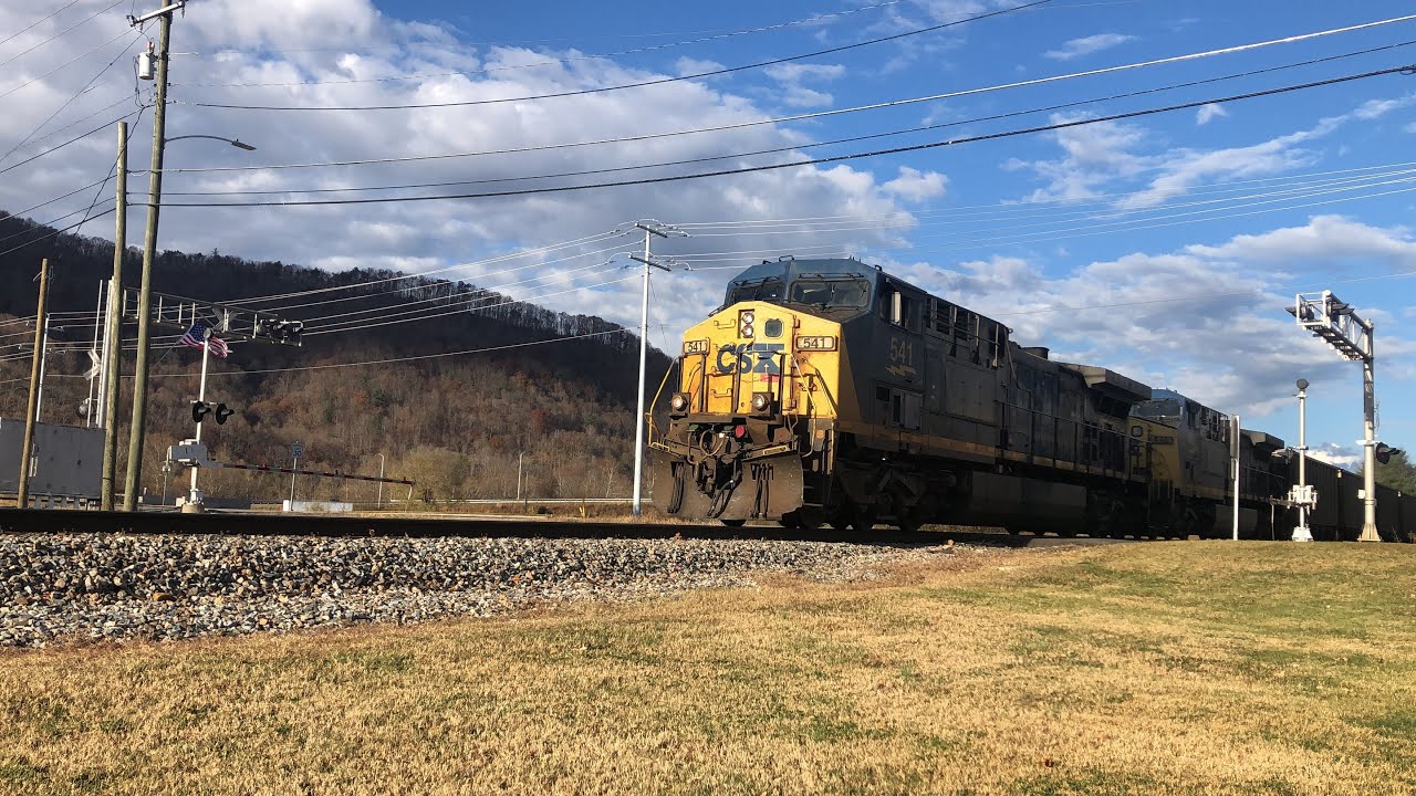 CSX coal train going though Erwin, TN yard - YouTube