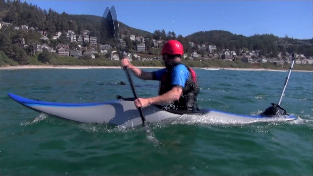 Great White Shark Chases Kayaks - YouTube