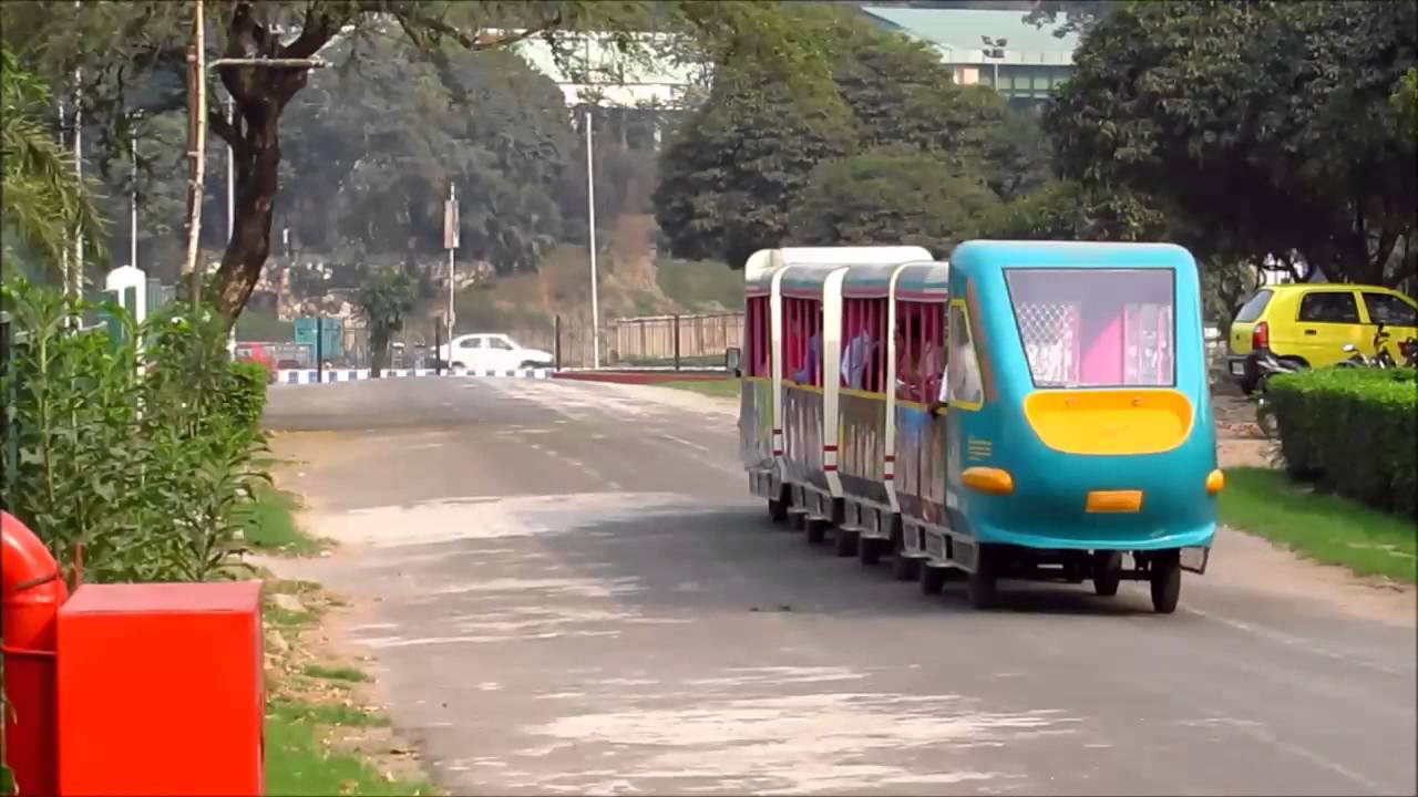 SCIENCE CITY KOLKATA TOY TRAIN 2016 - YouTube