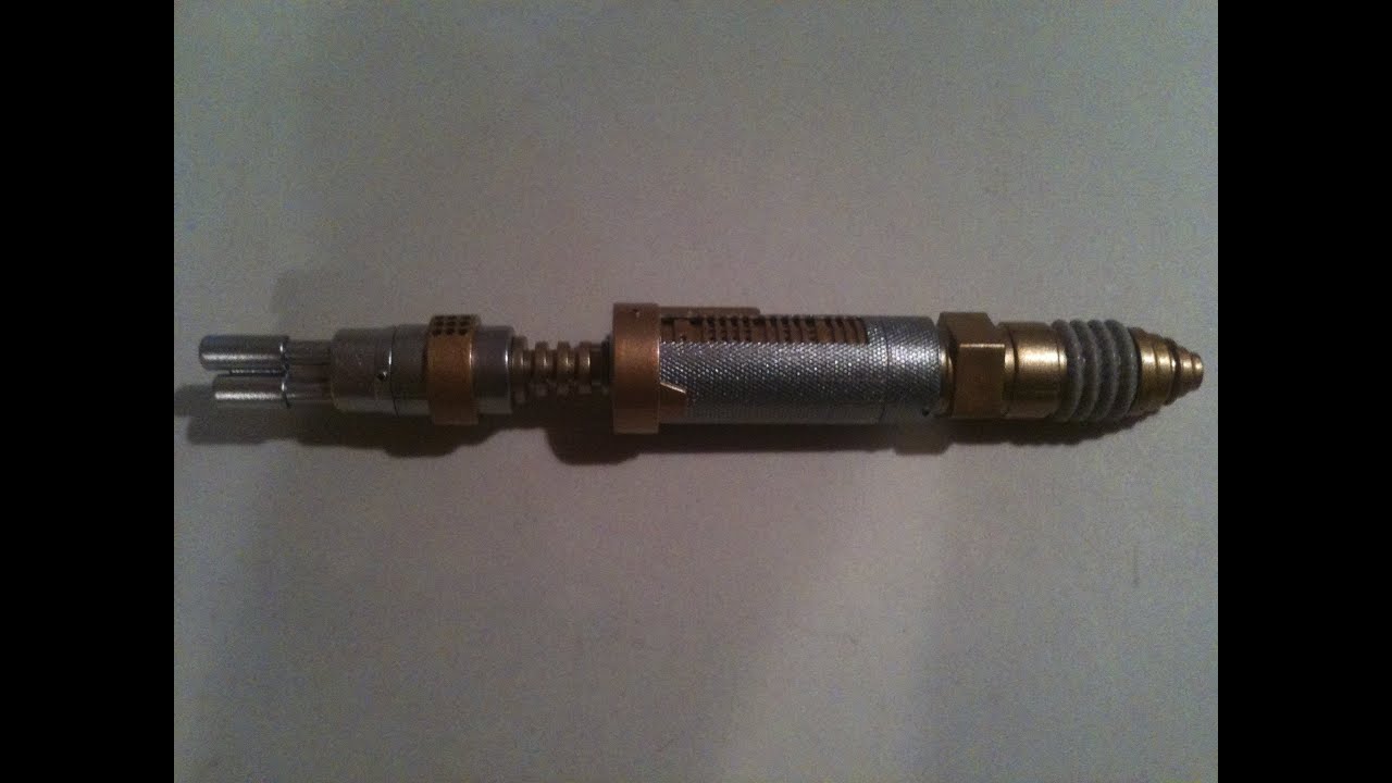 Akamia's Toy Review: The Master's Laser Screwdriver - YouTube