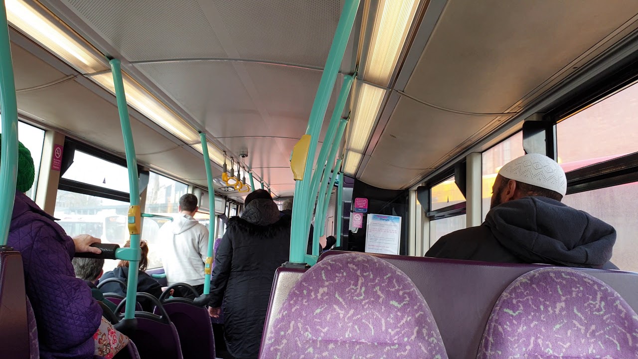 🐎🐎*bad dif* First Manchester 37410 MX58 DXZ Volvo B9 *****5 star rating ...