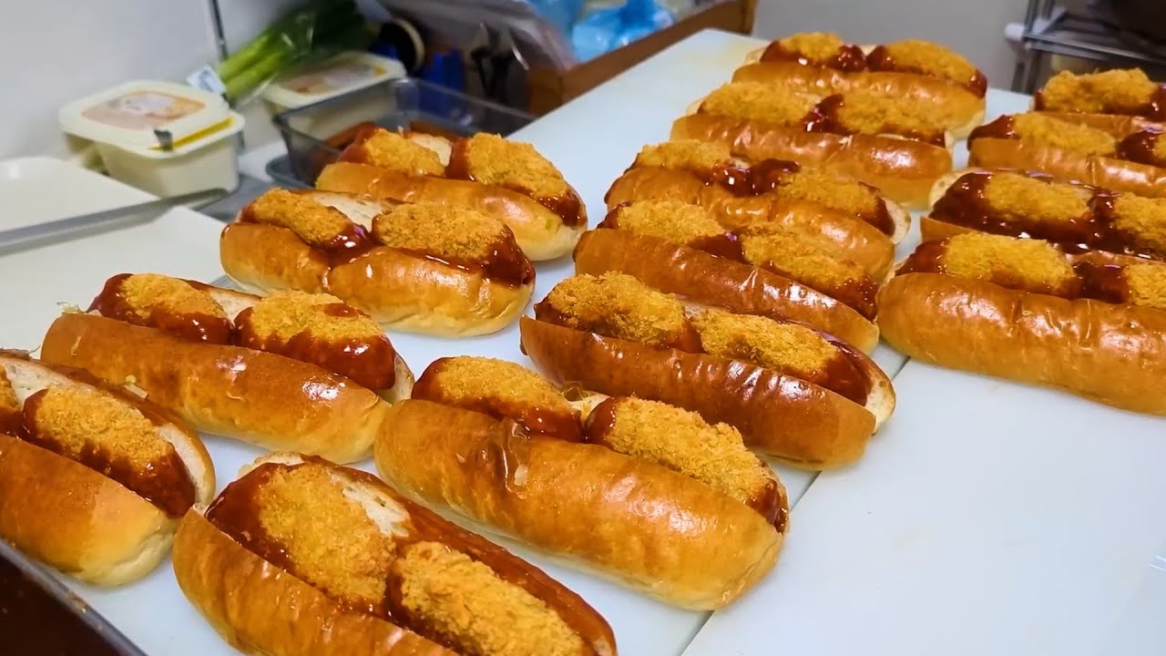 The patron has gone crazy! Bakers baking 100 types of bread from the ...