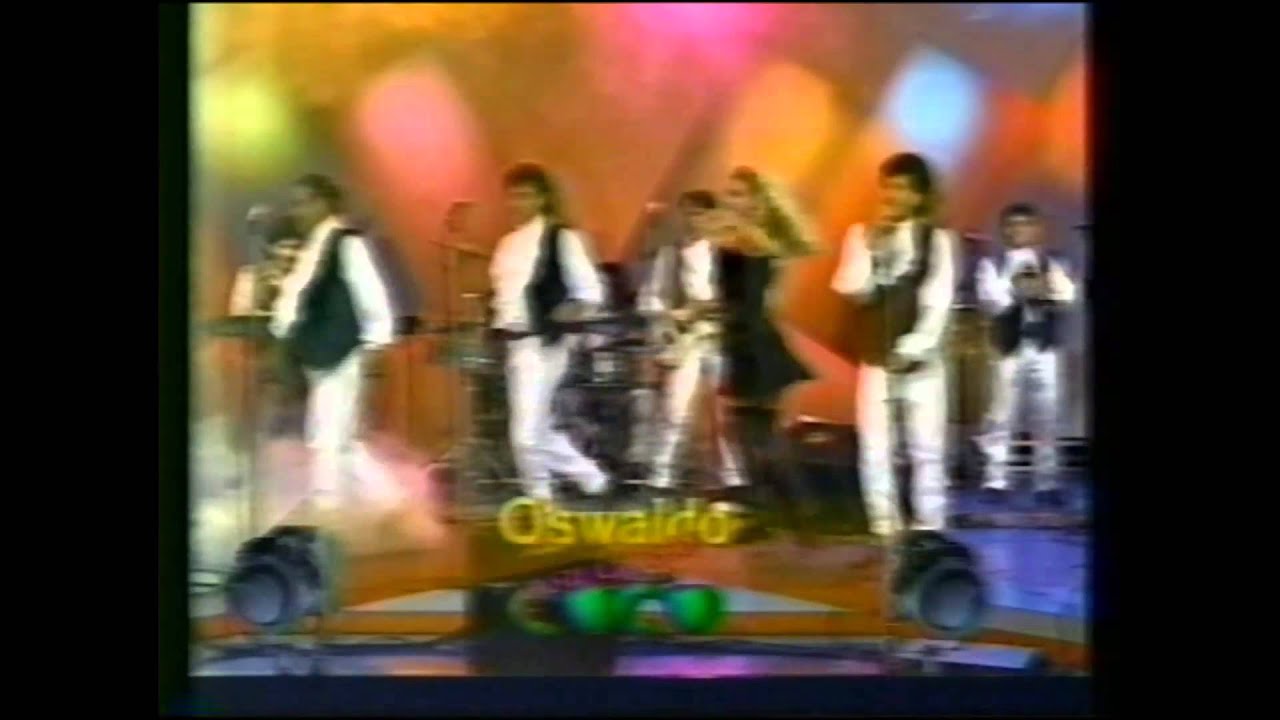 Grupo Coco (en vivo) -CORAZON CERRADO- - YouTube