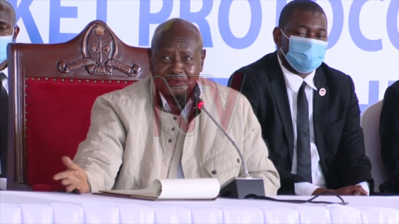 EAC Heads of State discuss the common market protocol - YouTube