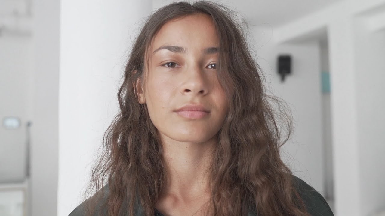 Malou singer interview for FW2020/21 issue - YouTube