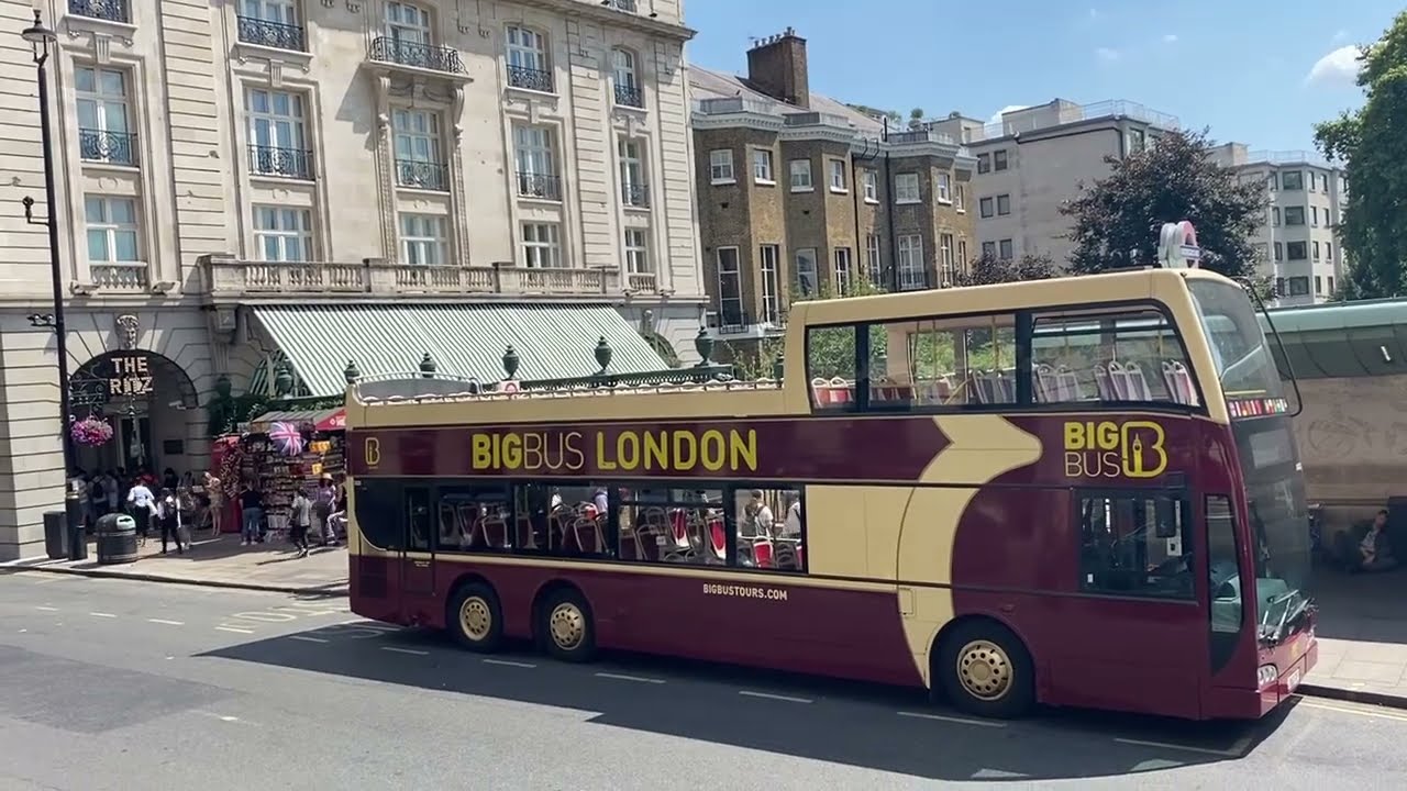 LONDON BUSES 2023 London Bus Tour BEST IN THE WORLD TOUR hop on hop off ...