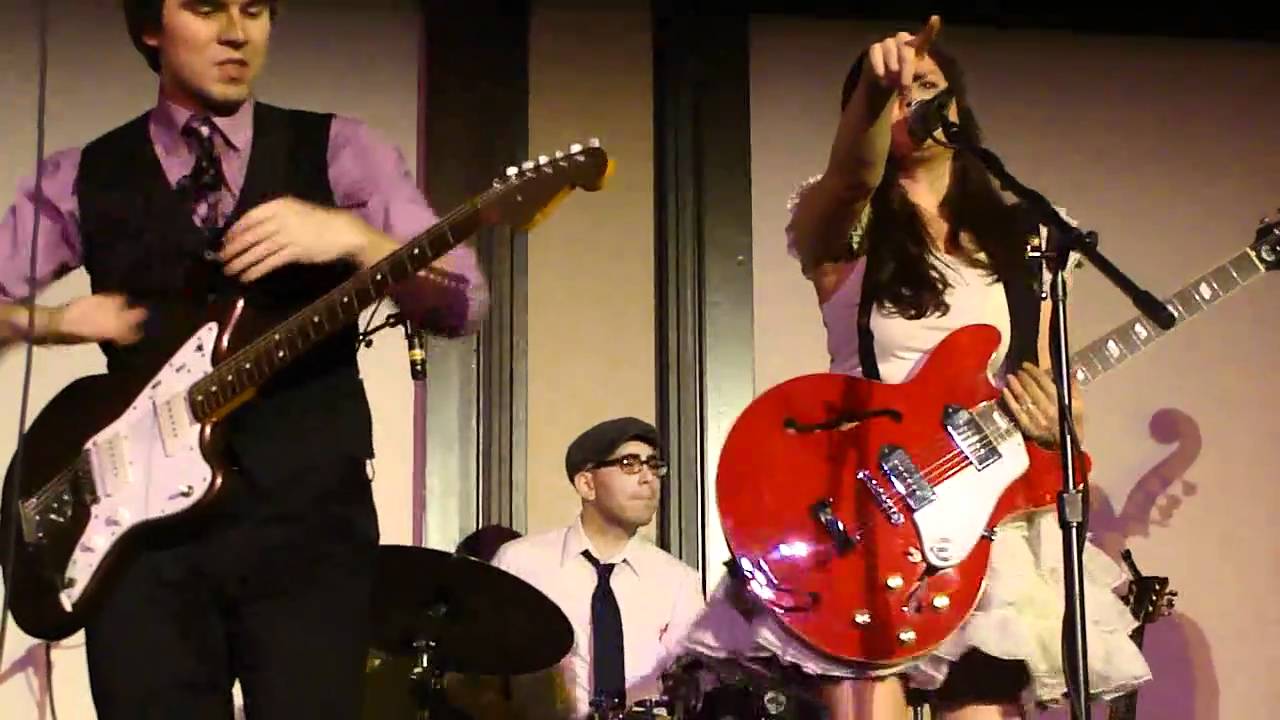 April Smith & The Great Picture Show - YouTube