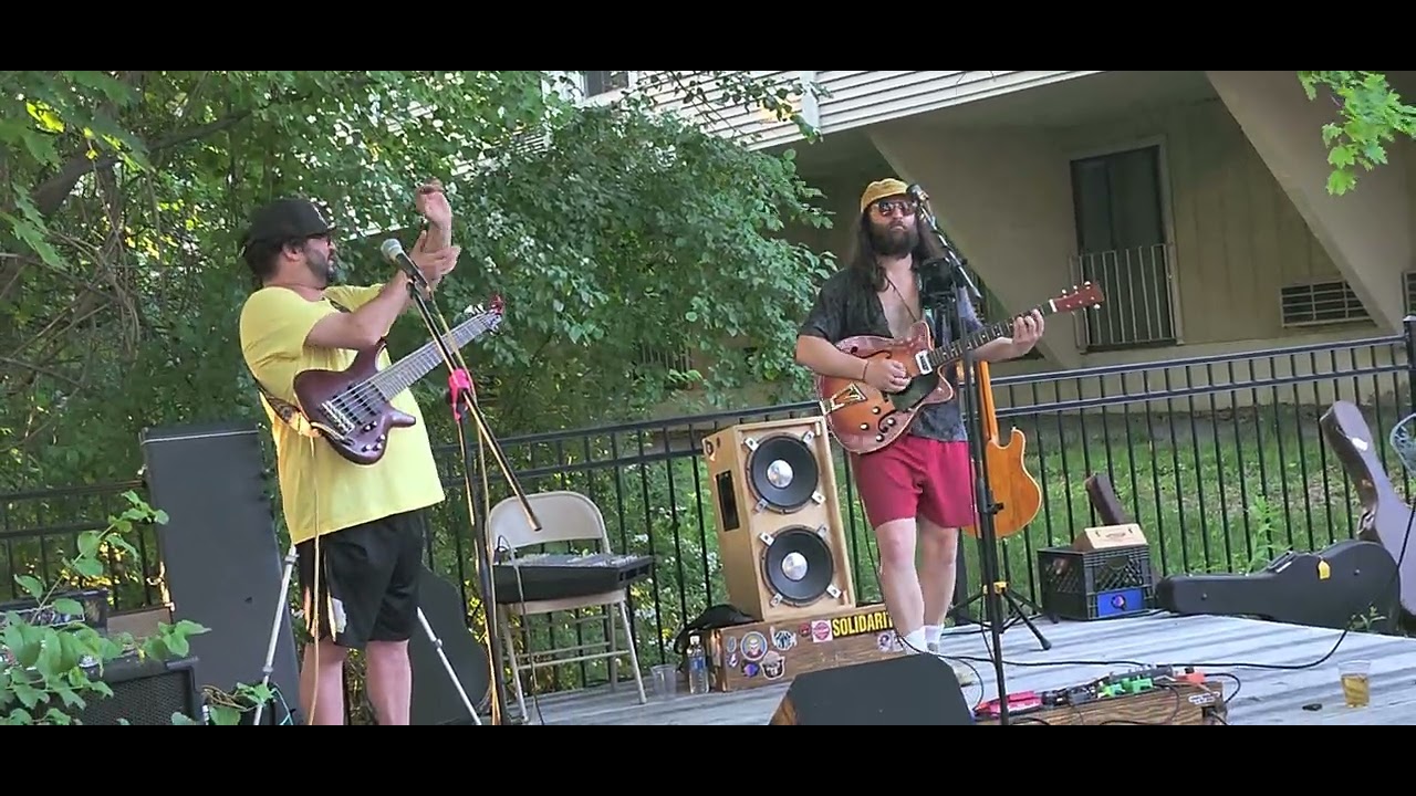 MERTHER - Live at Geaghan's Pub & Craft Brewery in Bangor, Maine 06/25 ...