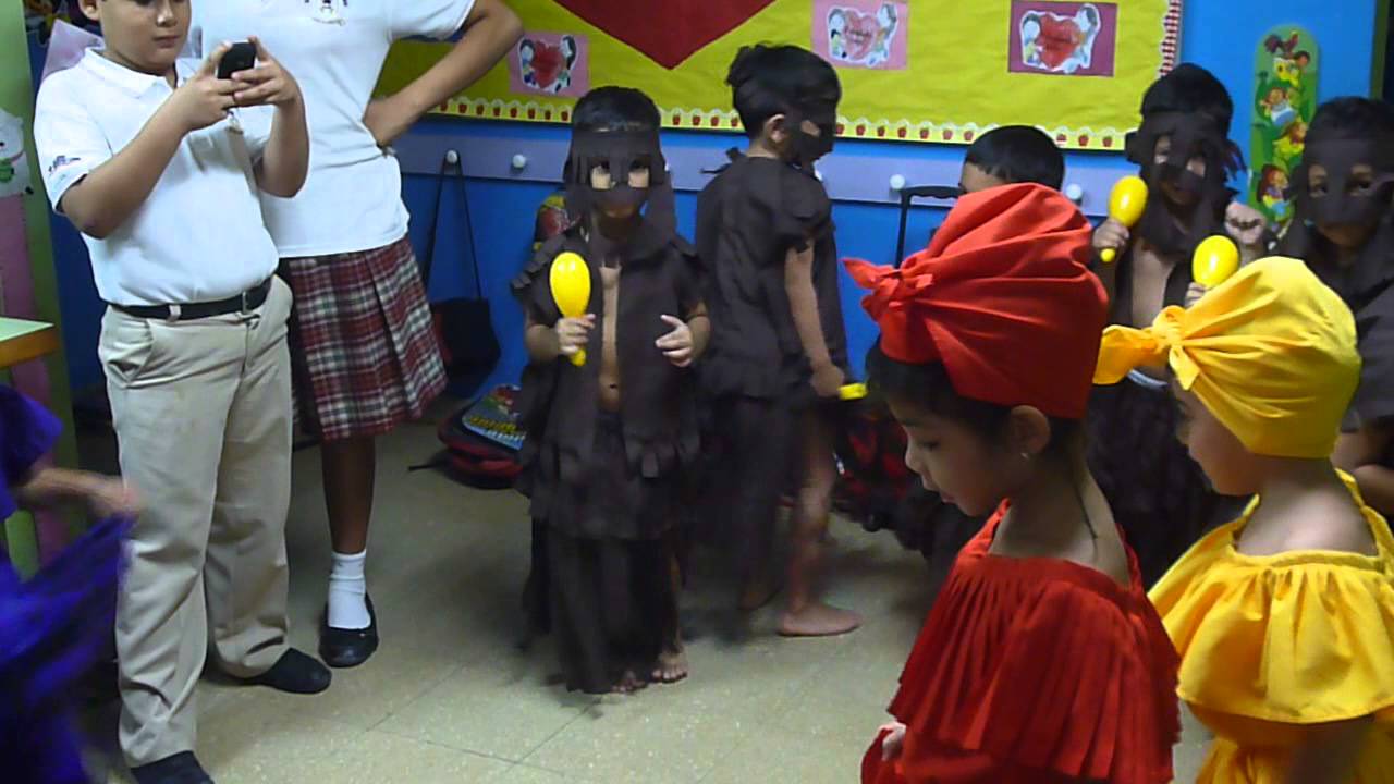 BAILE SARACUNDE DENTRO DEL SALÓN - YouTube