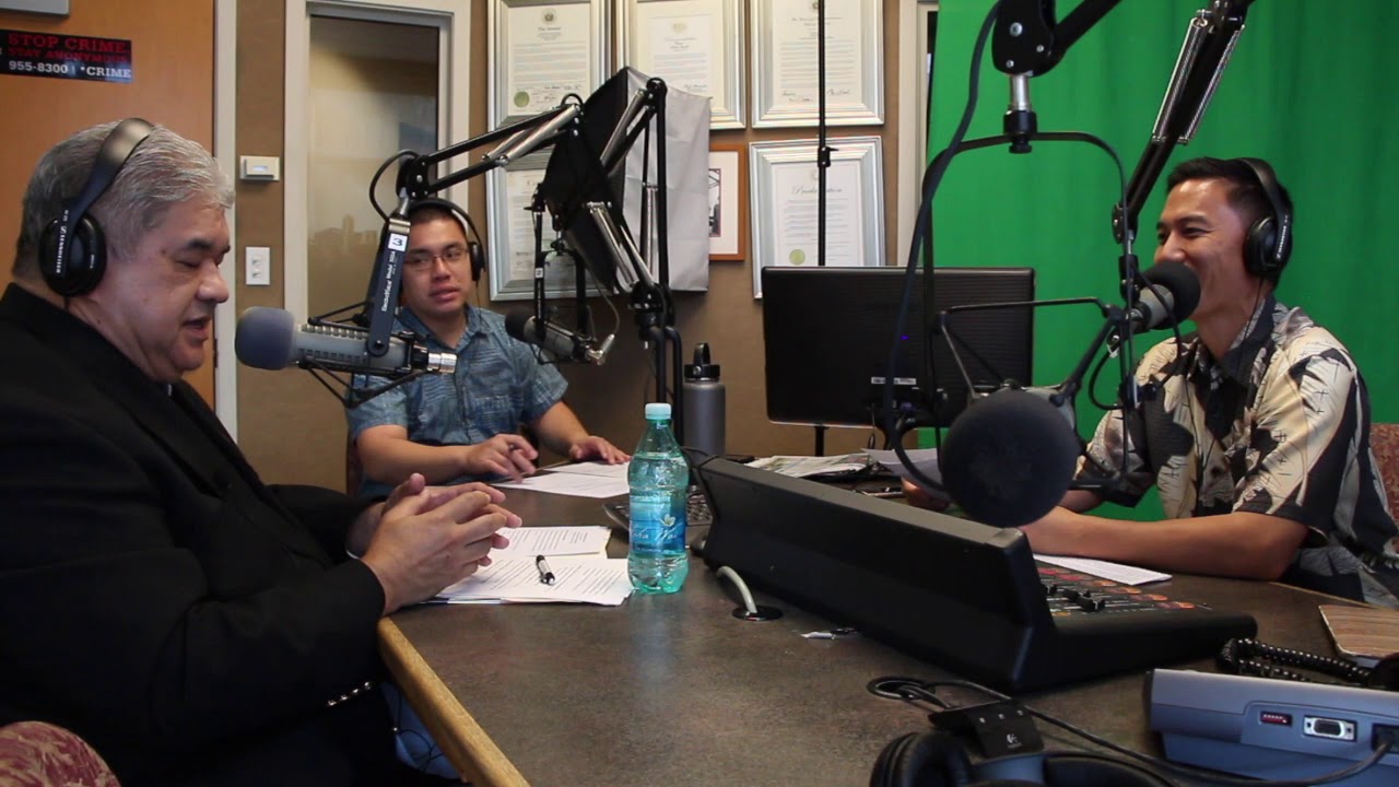 KupunaWiki behind the scenes with Rowen N. Young - YouTube