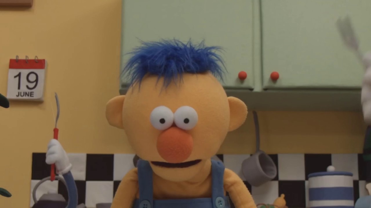 Yeast Yeast Makes Your Teeth Go Grey - YouTube