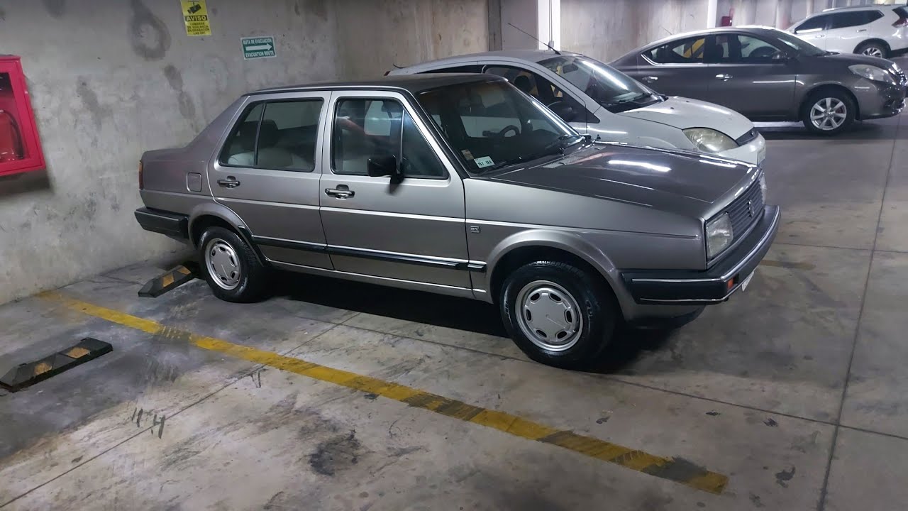 Mejores hechas al Volkswagen Jetta MK2 con placas de auto antiguo - YouTube