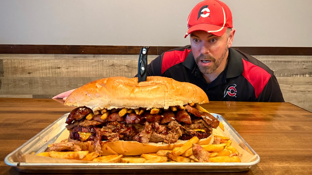 Randy Santel vs Doc's 6lb "Behemoth" BBQ Sandwich Challenge in ...