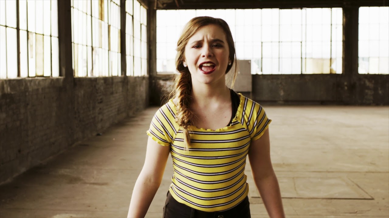 11 year old Angelina Bella covers Gwen Stefani Don't Speak - YouTube