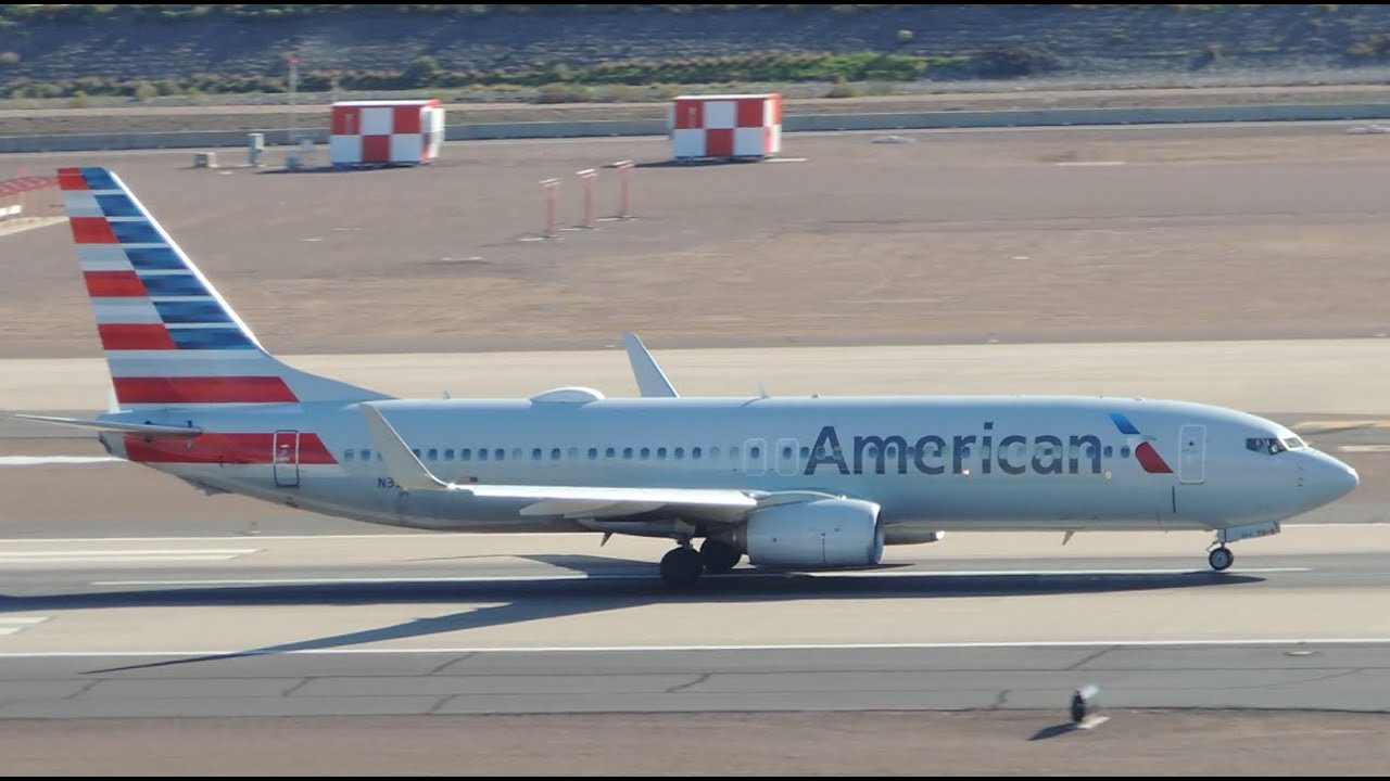 American Airlines Boeing 737-800 [N357PV] takeoff from PHX - YouTube