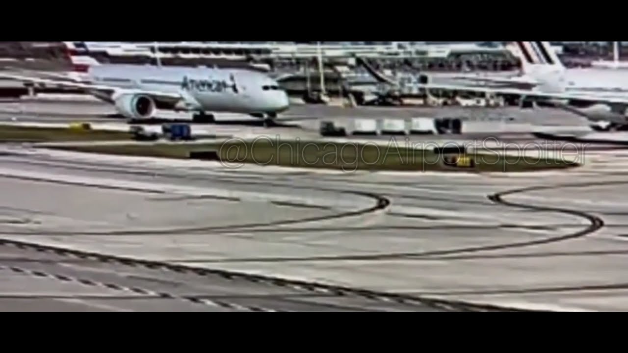INCIDENT REVIEW - American Airlines Boeing 787 Engine Ingests Cargo ...