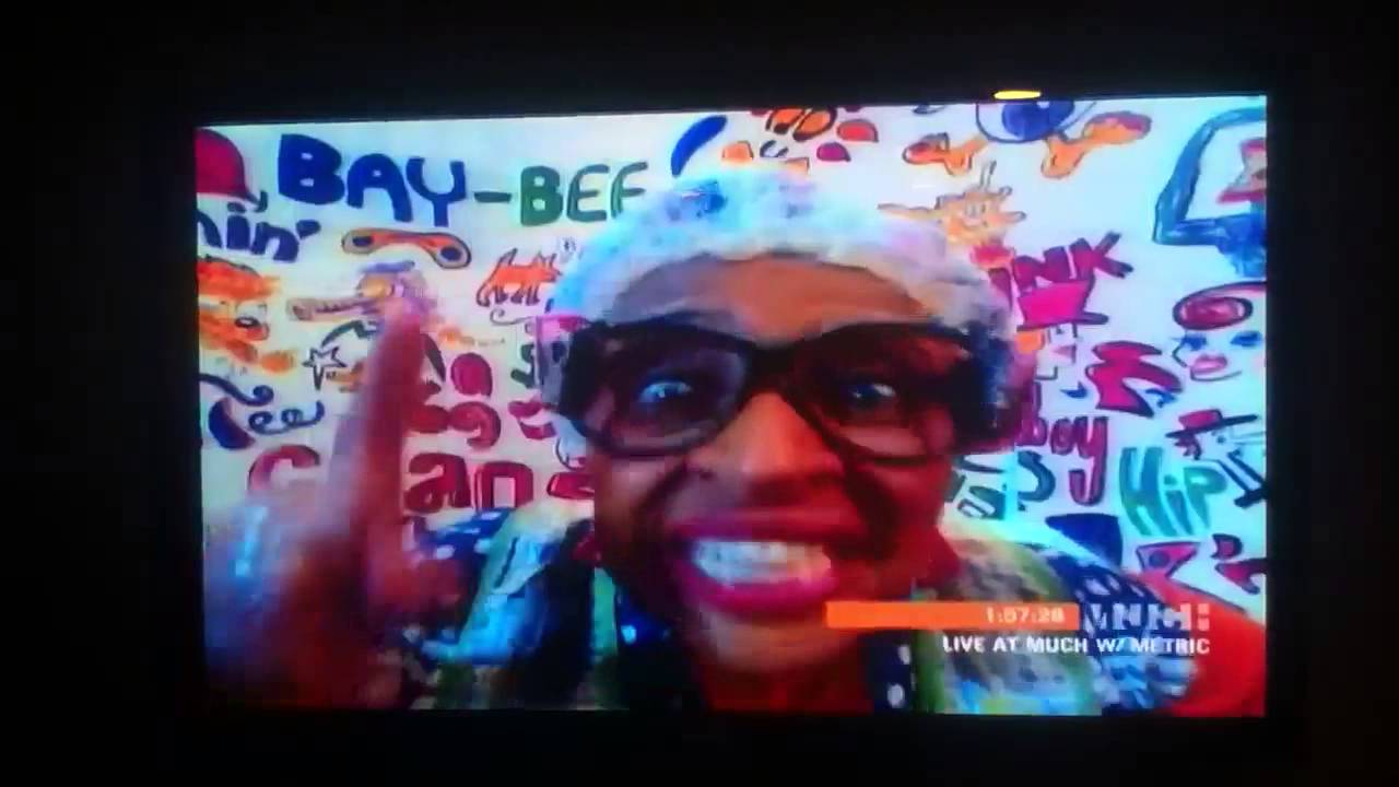 Fresh Prince of Bel-Air theme song - YouTube