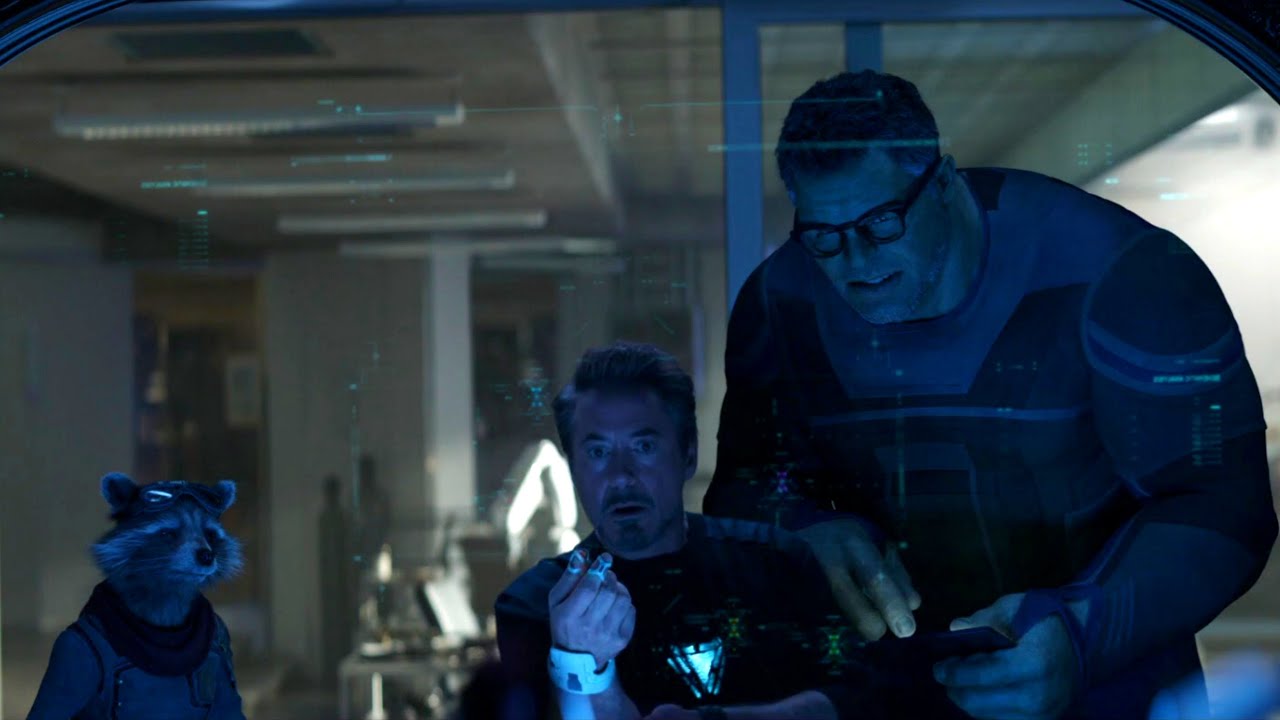 BOOM! Rocket Raccoon freaks Tony stark - YouTube