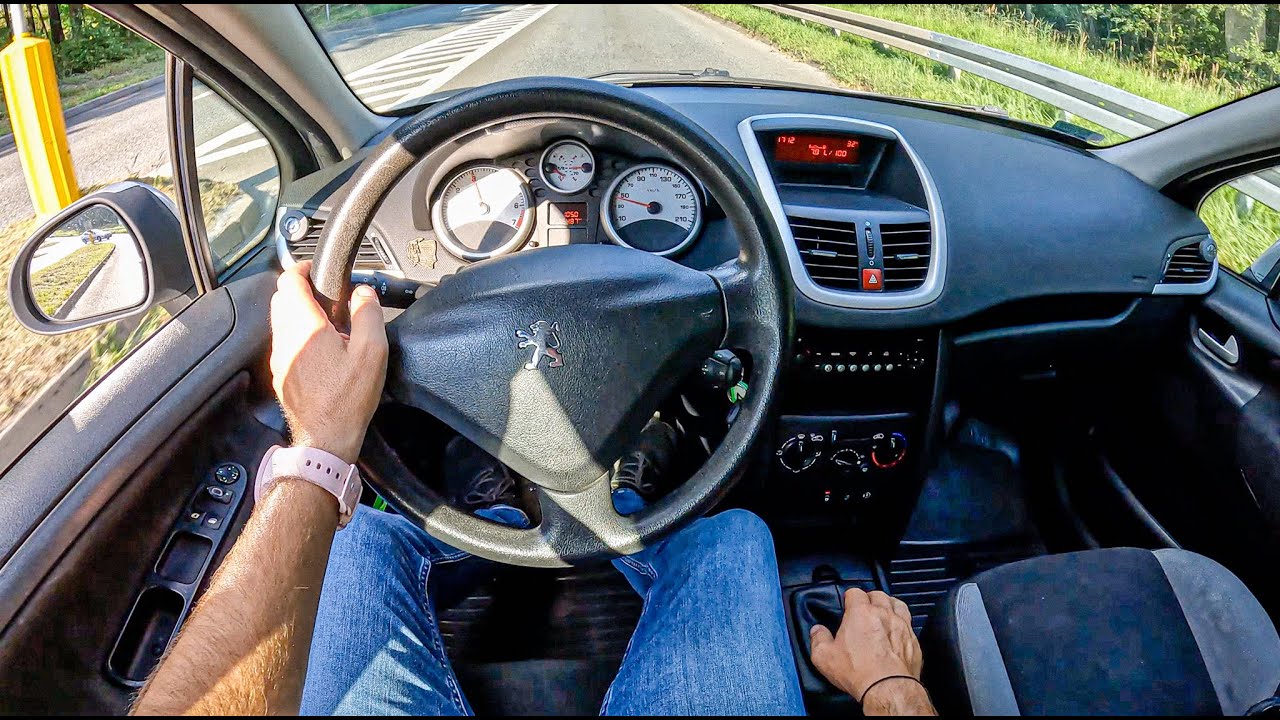 2007 Peugeot 207 [1.4 16V 88HP] |0-100| POV Test Drive #1305 Joe Black ...