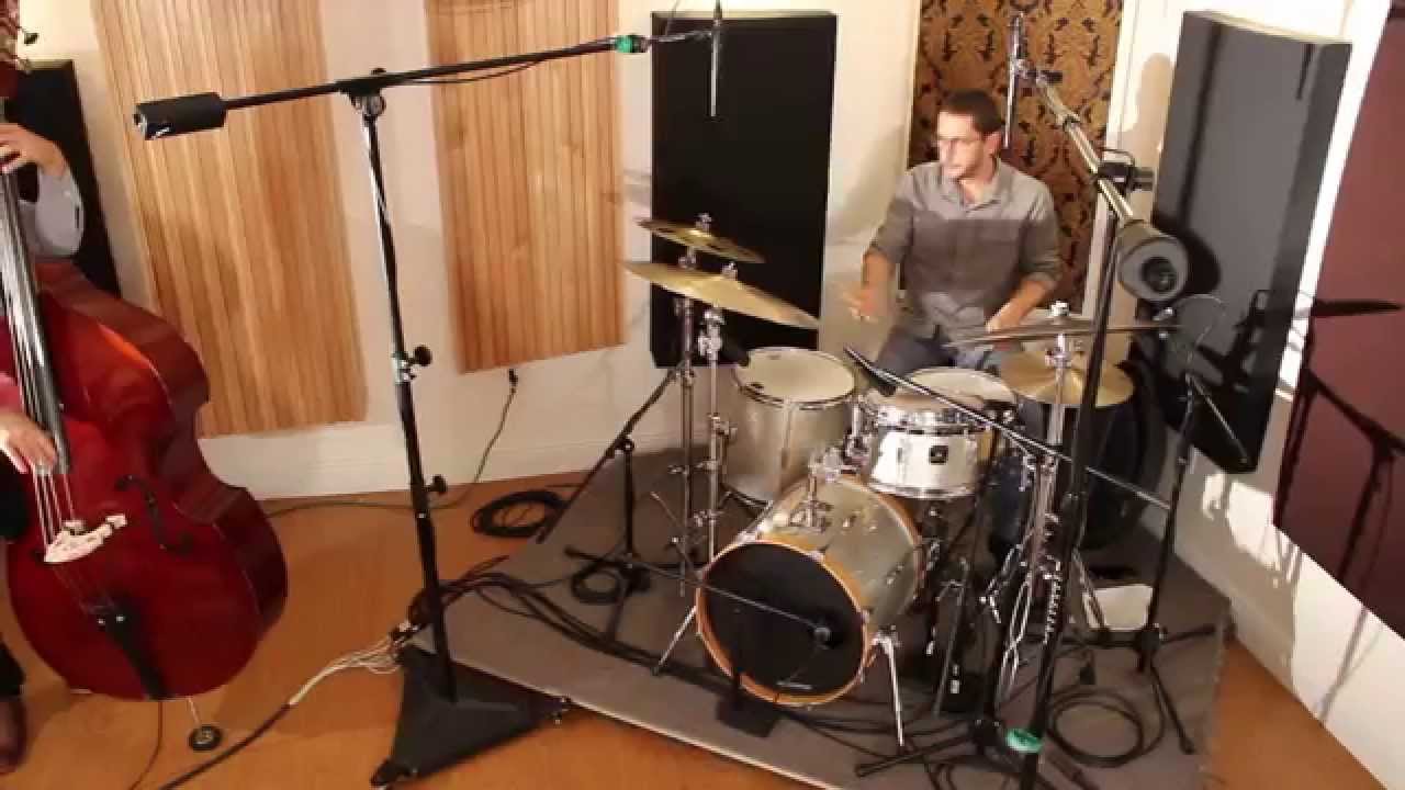 Rodolfo Zuniga Surfaces " Calambur " - YouTube