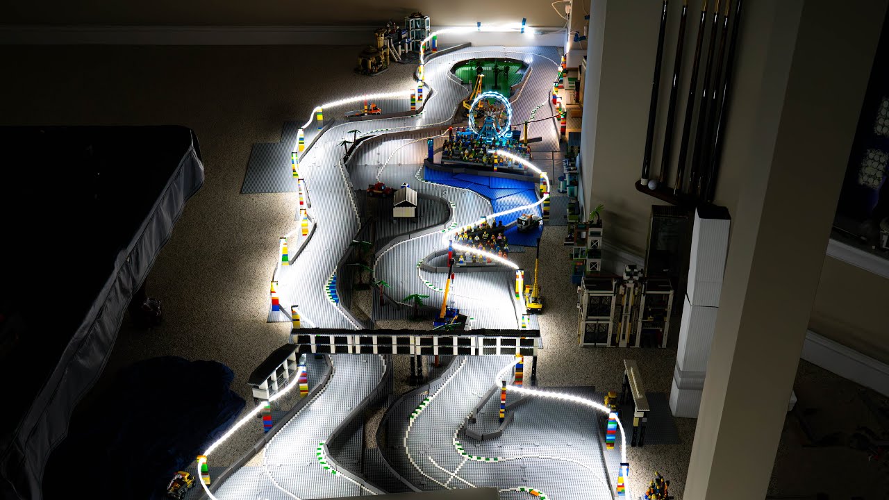 Building the LEGO Saudi Arabian GP! | Timelapse - YouTube