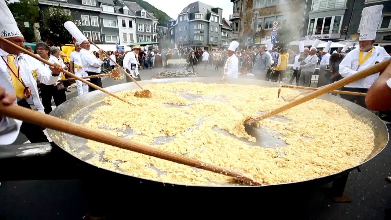 Belgium 2018 Giant Omelette Festival kicks off - YouTube