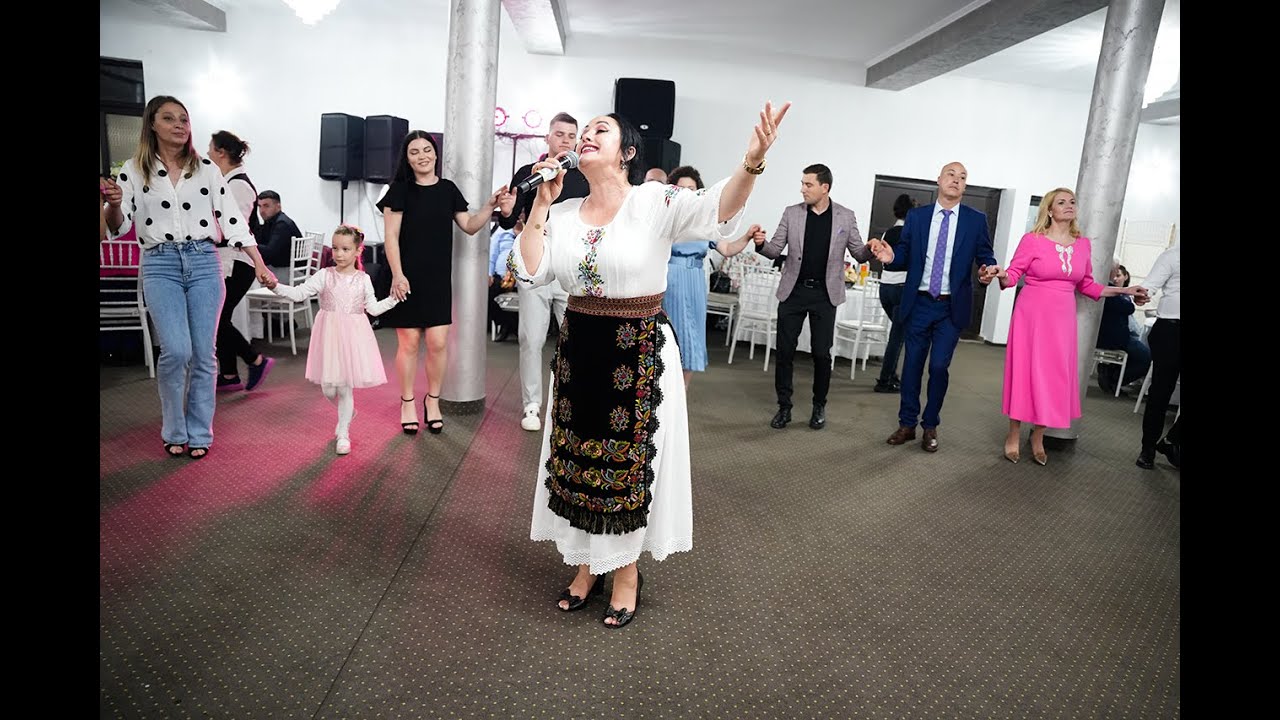 Formatia Floris de la Pitesti-Nunta Amalia si Alexandru-Piscu Vechi ...