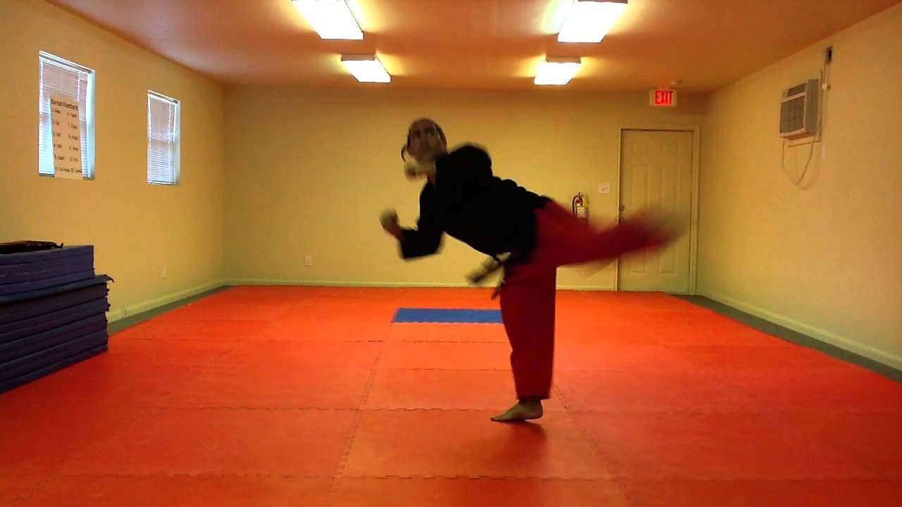 Choong-Moo Tae Kwon Do Form - YouTube