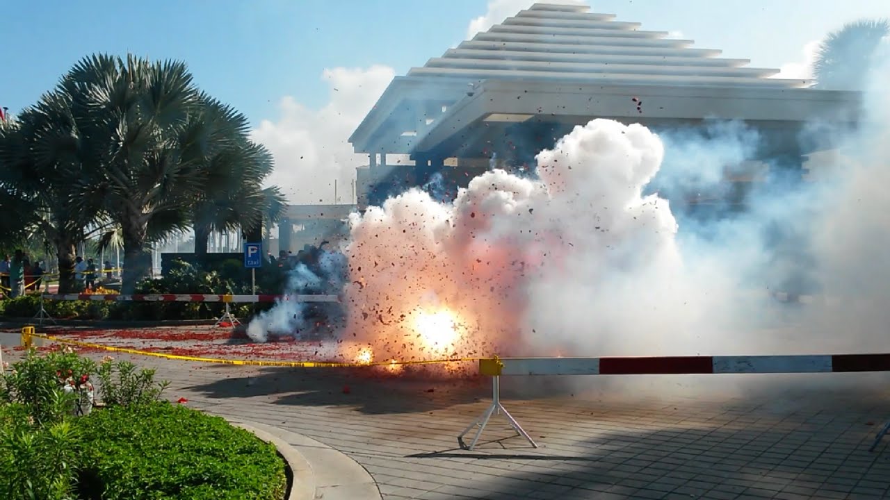 Fireworks in Aruba | Pagara - YouTube