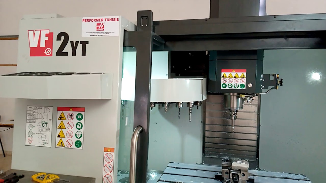 Machine fraisage - YouTube