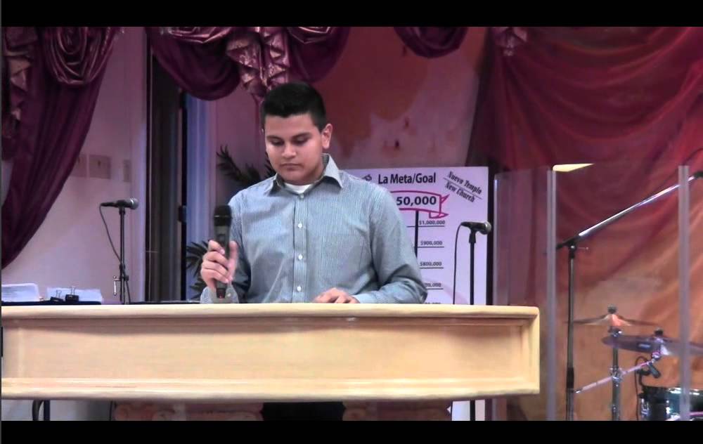 Adrian Cerda shares a devotional - True Love Waits 2015 - YouTube