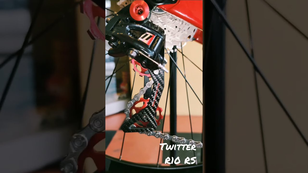 Twitter R10 RS Disc Brake Hub Sound | Retrospec #short - YouTube