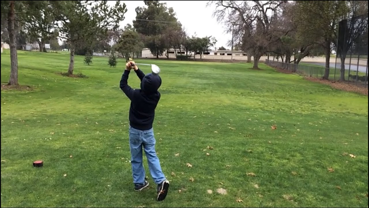 Golfing In The Rain - Foothill Golf Course - YouTube