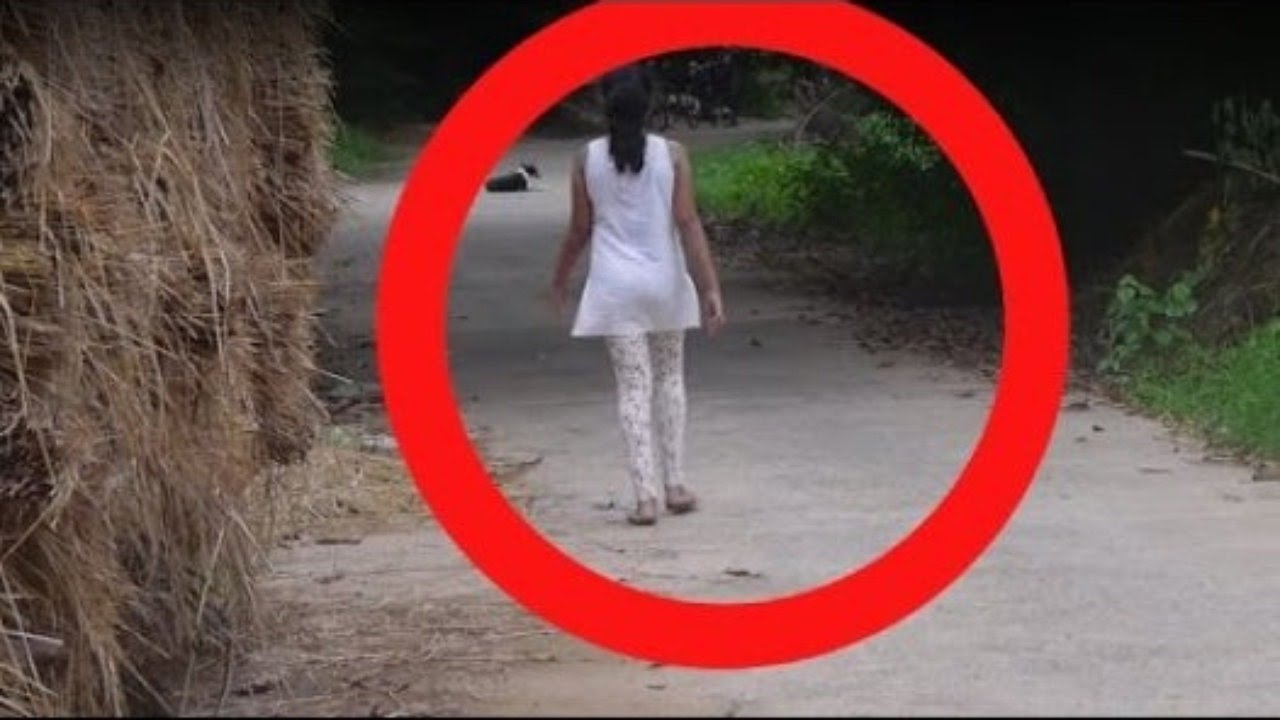 20 Real Ghost Sightings Caught on Video -Warning Graphic- - YouTube