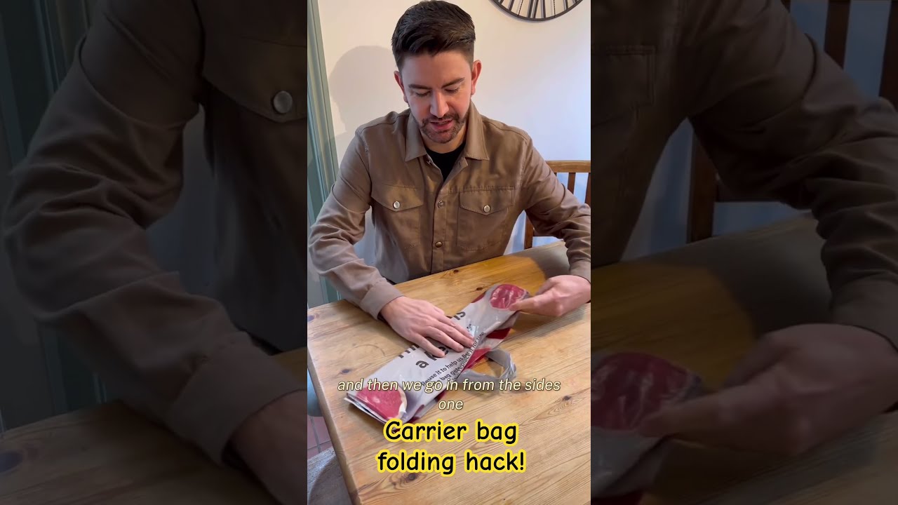 Carrier bag folding store