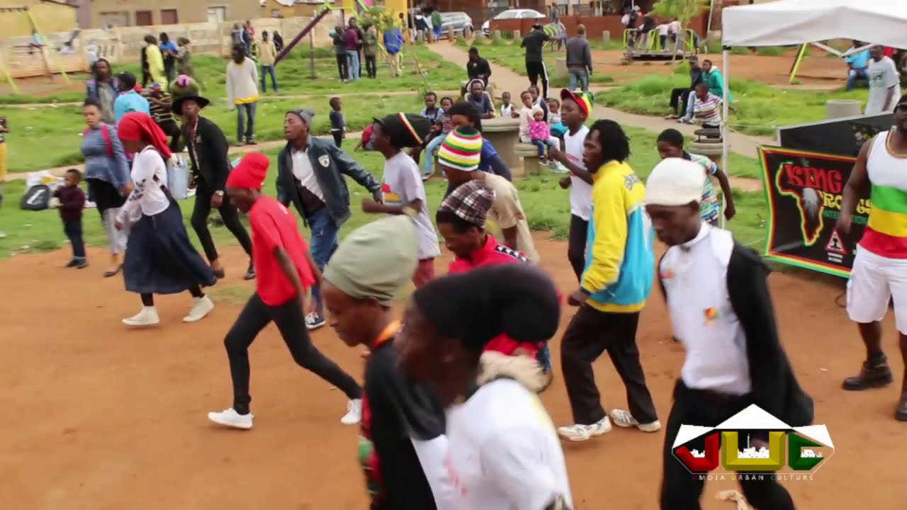 King Roots Int Soundsystem featuring Dj Ital Steppa & McClff - YouTube