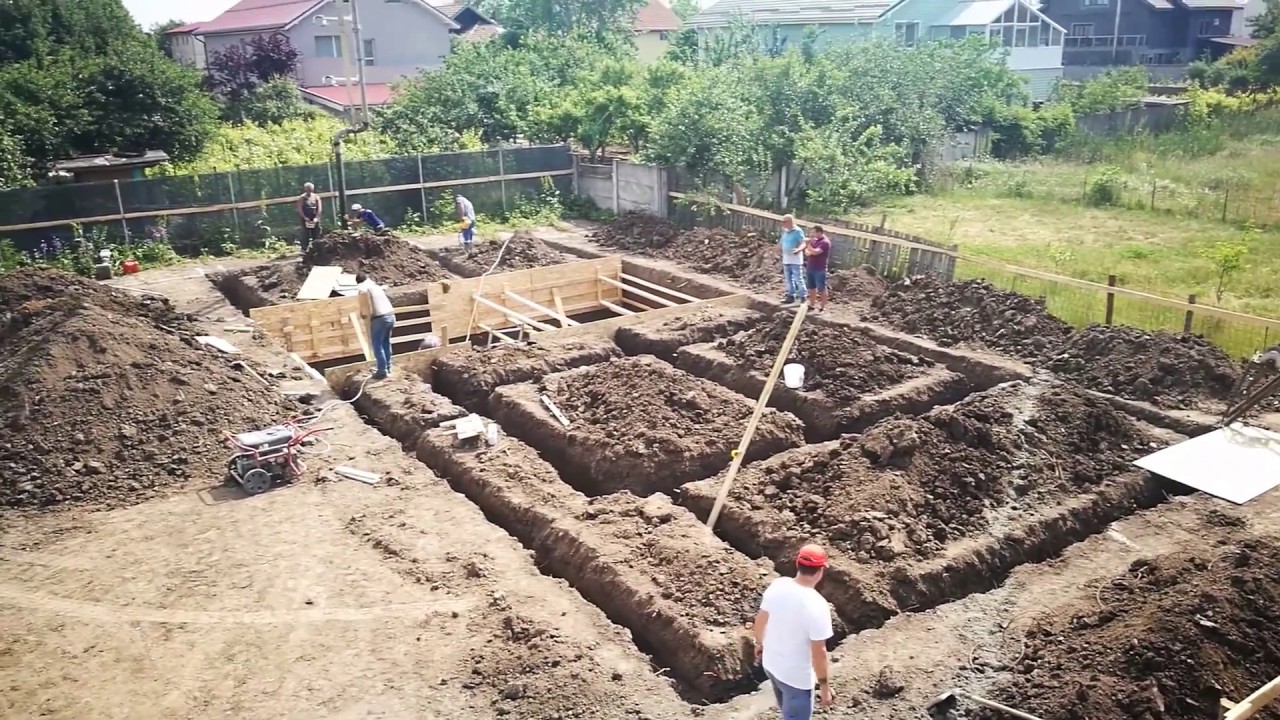 Turnare 1. Beton egalizare fundatie. Casa cu beci subsol Otopeni C8/10 ...