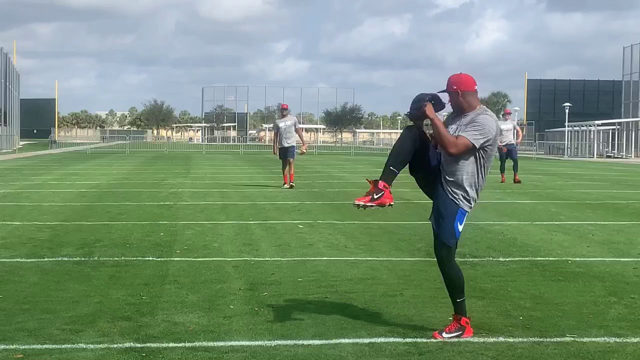 Darwinzon Hernandez (LHP), Denyi Reyes (RHP), two Boston Red Sox ...