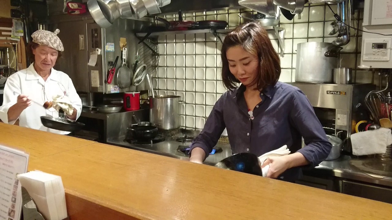 Kichi kichi omurice cooking by chef Motokichi - YouTube