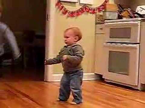 Teddy dancing part 3 - YouTube