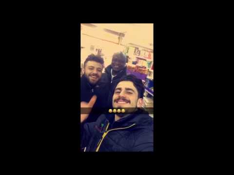 ZENCİİ'NİN KAMERAYLA DRAMI - ÇILGIN GENÇLER PARİS'TE !