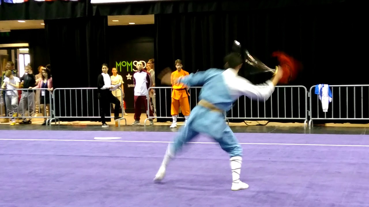 Veres Mátyás ÉSWS SE, Taolu Traditional Shaolin Weapons Adult - YouTube