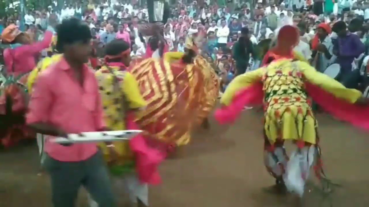 Ahiri dance/ अहिरी नाच/अहिरी नृत्य/aahiri dance/diwali dance - YouTube