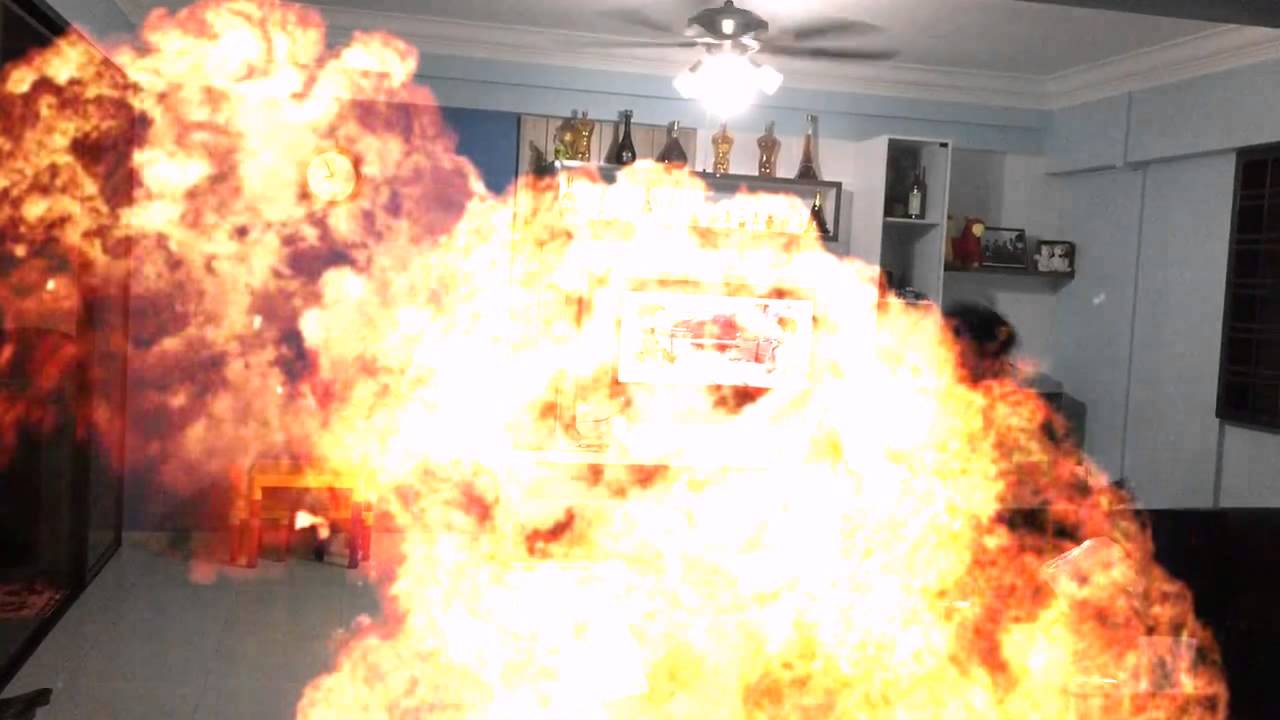 EPIC EXPLOSION ESCAPE!!!!!!!!!!! - YouTube