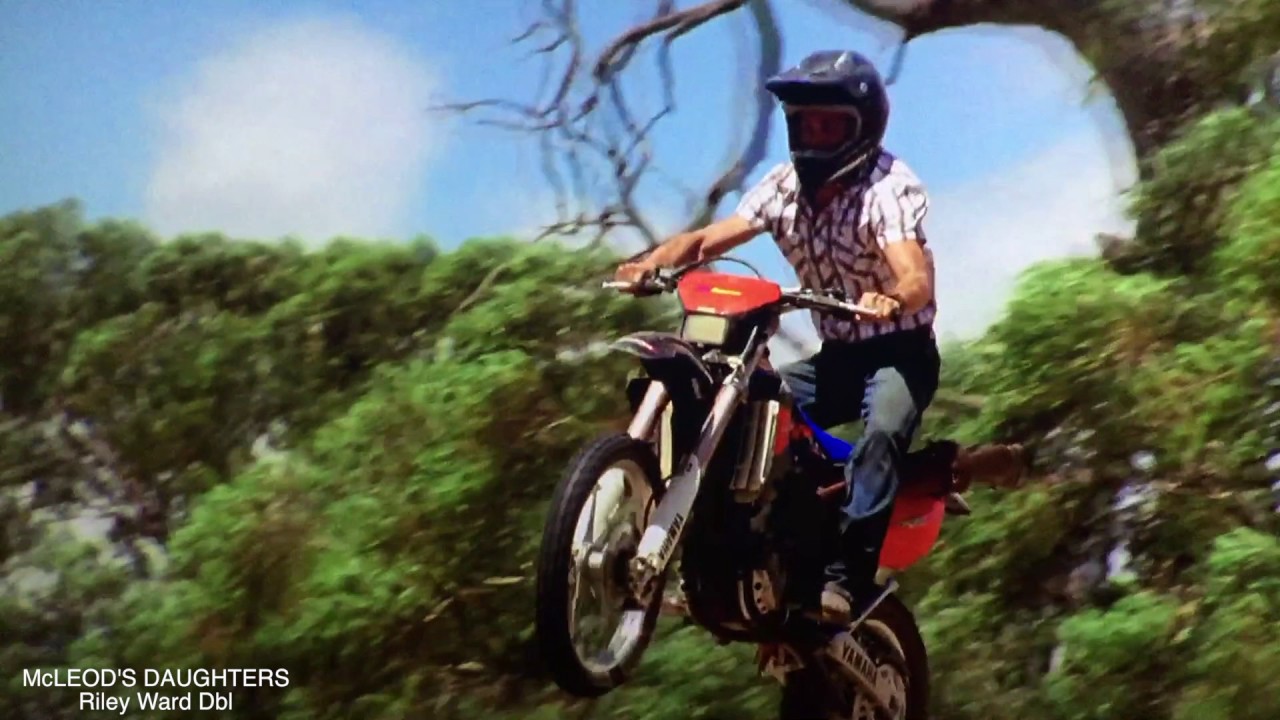 Dean Gould Stunt SHOW REEL 2017 - YouTube