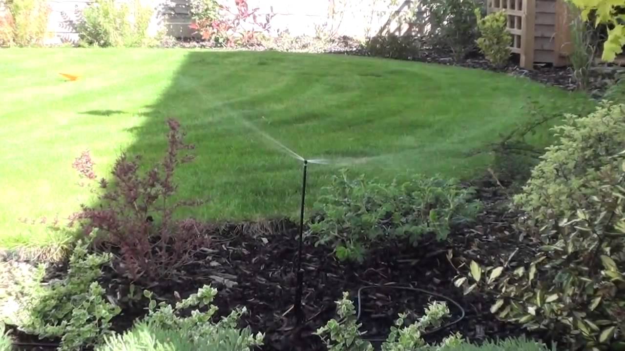 Winged strip spray jet nozzle on rigid riser (2x 20 degrees) - YouTube