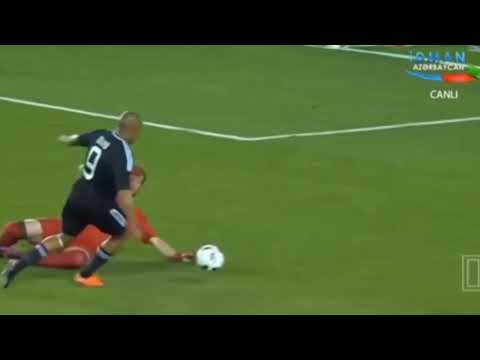 Qarabag - Roma. Turk repi altinda