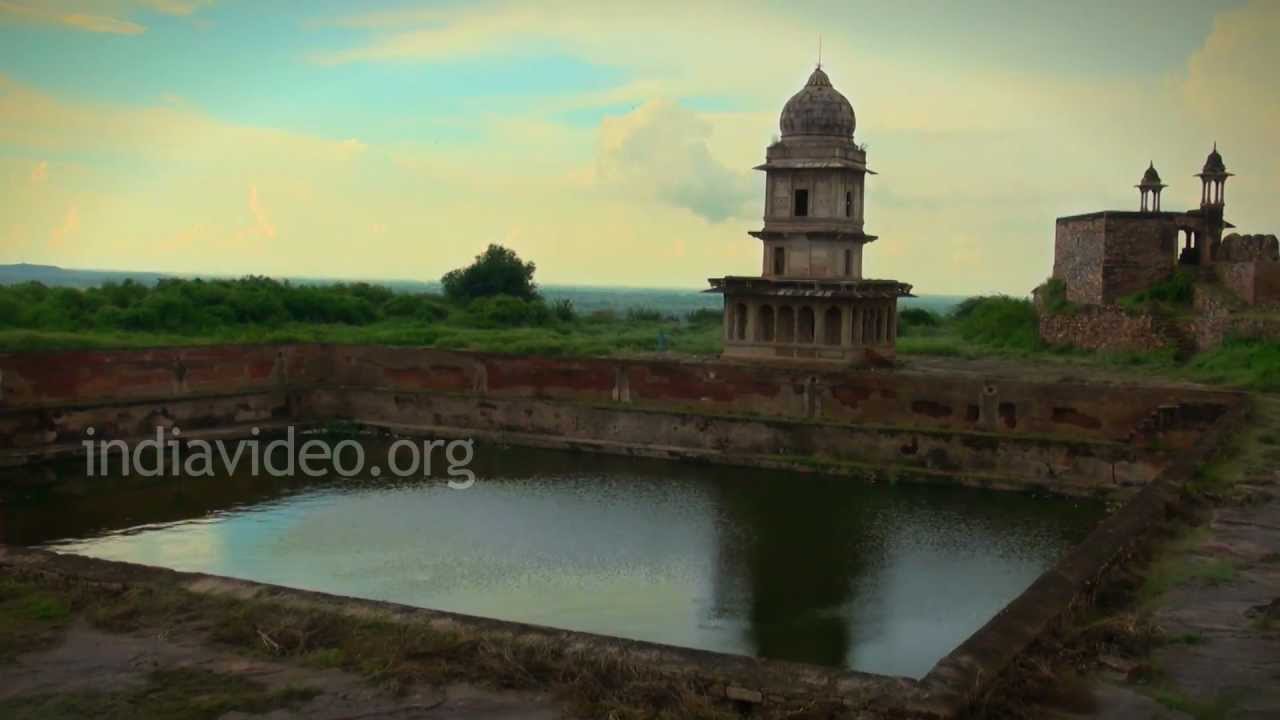 Gujari Mahal | Gujari Mahal Archaeological Museum | Places to Visit in ...